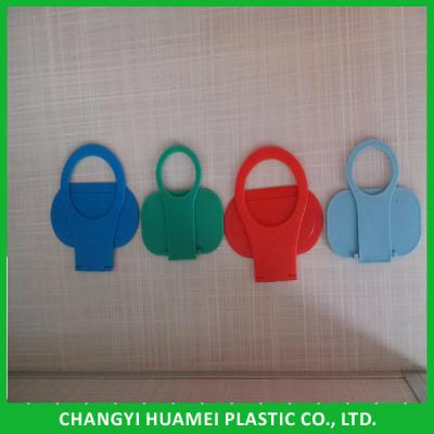 China Plastic Cell Phone Hanging Wall Charger Holder for sale