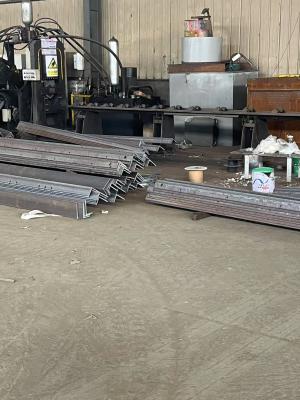 Cina Lintels di acciaio galvanizzato laminato a caldo Perfetto per cornici residenziali / commerciali robuste in vendita