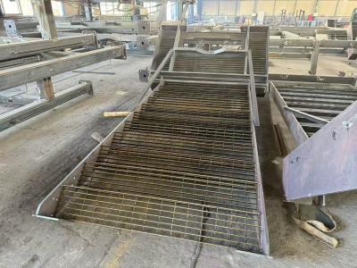China Black Powder Coated Steel Stairs For Residential Or Commercial Use Decks Rust Proof Metal Staircase With Handrail for sale