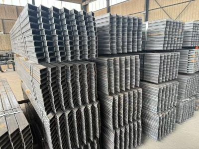 China Rectangular Tube Hollow Section Structural Pipe For Construction And Industrial Use for sale