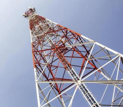 China Torre de Treliça de Aço Angular de Quatro Pernas de Alta Resistência Galvanizada por Imersão a Quente para Transmissão de Telecomunicações e Suporte de Antena de Rádio à venda