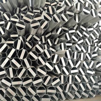 China 35FT 500KGF 3mm 厚い八角形 ホットディップ 熱電鋼ポール for sale