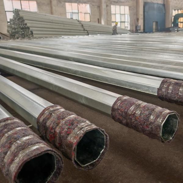 Quality 10670mm Street Lighting Pole Low Voltage Bitumen Painted Wrapped Metal Utility for sale