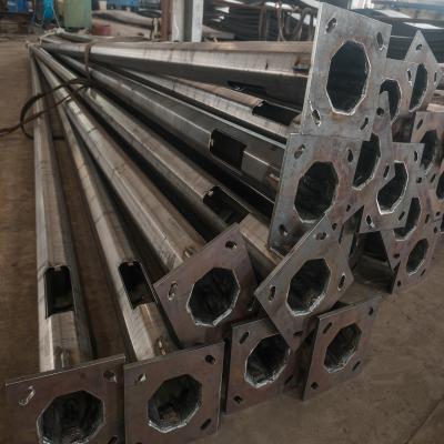 China Hongxin Single Arm Street Lighting Steel Pole with Q235 Material Square Base Plate for sale