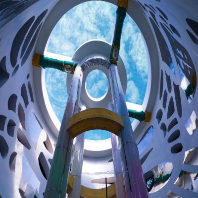 Cina Aupool Acrylic Suspended Transparent Glass Swimming Pool Design con pannello acrilico PMMA in vendita