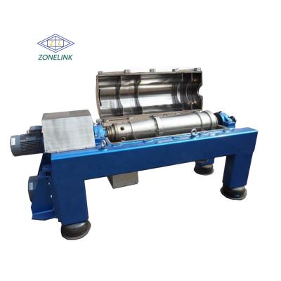 Cina Trattamento delle acque reflue decanter centrifuga liquido solido separatore 2680*1200*755 mm in vendita
