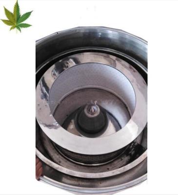 Cina Separatore industriale della centrifuga di estrazione dell'olio di Zhonglian della centrifuga di estrazione dell'olio piana essenziale del sesamo per gli additivi alimentari in vendita