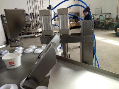China Induction Automatic Cup Filling and Sealing Machine for Food Shop 800 KG Capacity en venta