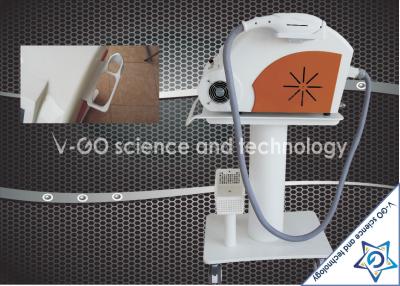 China Female facial hair removal SHR IPL Machine 110V / 220V no side effert for sale