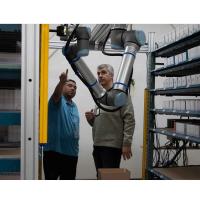 China Cobot System UR12e Cobot Robot Arm for CNC Machine Material Handling & Packaging for sale
