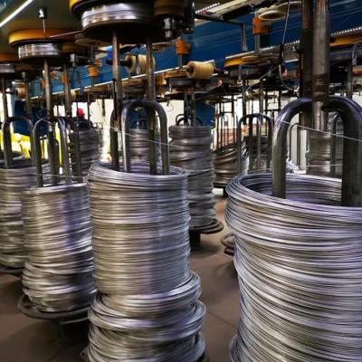Cina Alta tensione della molla della vergella d'acciaio ad alto tenore di carbonio di 1.5mm galvanizzata in vendita