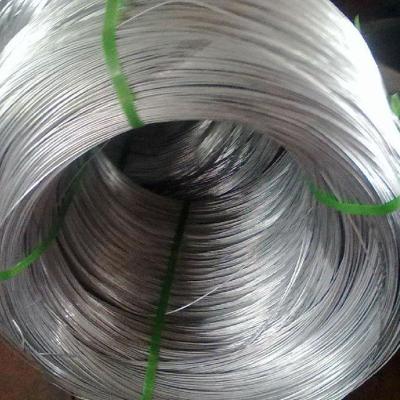 Cina Gi ha galvanizzato la vergella d'acciaio per il PVC del gancio 2.5mm ricoperto 7/0.33mm 275g/M2 in vendita