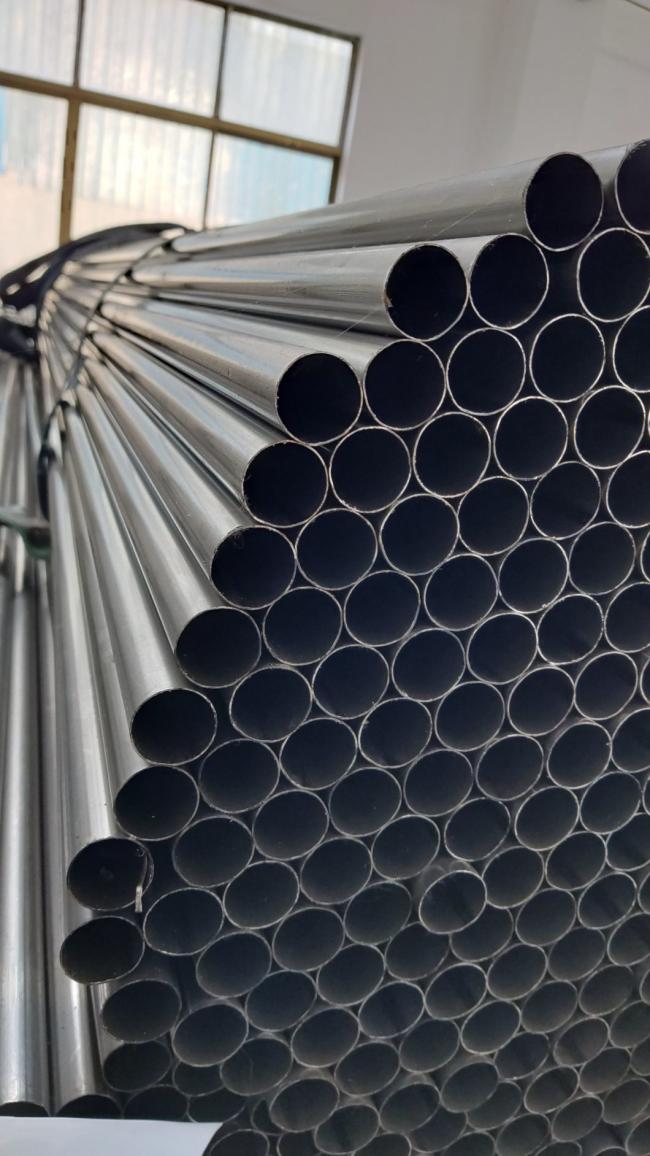 Factory for Customized Size Good Price Q235 Q345 A36 Pipe 6 Meter or Welded Steel Pipe Round ERW Black Carbon Steel Pipe