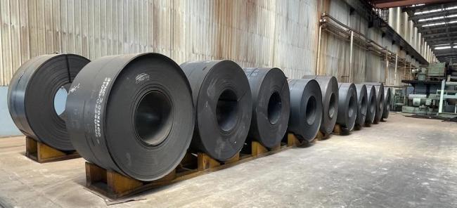 Steel Coil Type and Container Plate Application Galvanized Sheet Metal Roll / Hot Rolled Q195 Q235 Carbon Steel Coils Price Per Kg