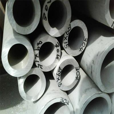 Cina 300 Serie di acciaio inossidabile tubo senza cuciture / saldatura per materiali da costruzione su richiesta personalizzata in vendita