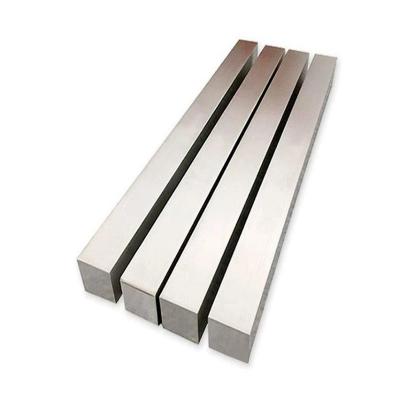 Cina Barra rotonda di acciaio inossidabile laminata a caldo ad alta capacità 303 304 316 410 440c 2mm 3mm 6mm in vendita