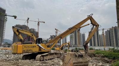 China 35-ton high-quality high reach demolition boom for direct sales of PC350 and high reach demolition is in good condition for sale
