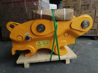 China Hydraulic Or Manual Excavator Quick Hitch For 1-60Ton Customized Color for sale