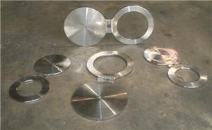 China 317L UNS S31703 1.4438 spectacle blind WN SO SW blind plate lap joint flange forging disc ring bleed ring for sale