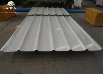 Cina Il tetto ondulato a prova di fuoco del metallo riveste il piatto di pannelli d'acciaio ad alta resistenza laminato a caldo/laminato a freddo in vendita