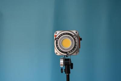 China ZR-150BT 150W Outdoor Fill Light with Built in 40000 MAh battery Daylight Photography Lights photo Studio for sale