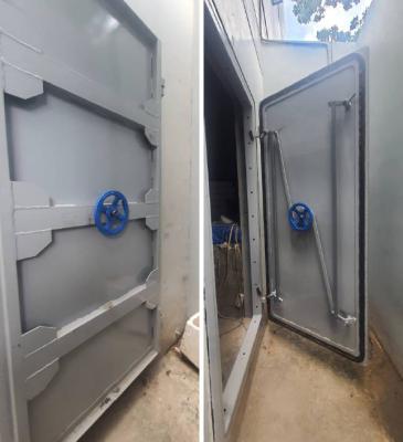 China Garage Parking Lot Flood Control Gate Power Spray Fully Waterproof for sale