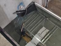 Quality Silvery White Water Driven Flip Up Flood Barrier Aluminium Alloy for sale