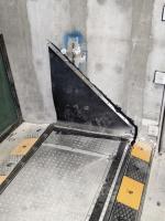 China Customizable 1.5m Embedded Design Hydrodynamic Pop Up Flood Barrier for sale