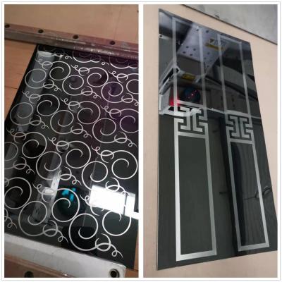 Cina Air Cooling 2022 Laser Embossed Etching Machine per incisione di piastre decorative per ascensori in vendita