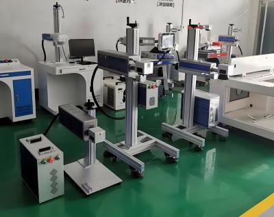 Cina 20W/30W/50W/60W/100W Jpt M7 M8 IP 3D Mopa Color Fiber Laser Marking Machine per l'uscita non metallica in vendita