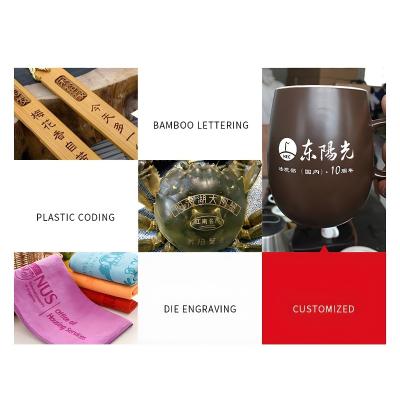 Cina 0-1,2 mm profondità di marcatura raffreddamento dell'aria CO2 macchina di marcatura laser incisione per logo personalizzato in vendita