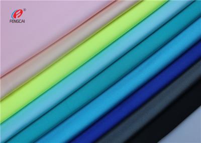 Chine Le Spandex 40D en nylon respirable mou colore le tissu de Lycra de manière des vêtements de bain 4 de sous-vêtements de yoga de Legging à vendre