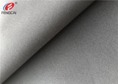 China Waterproof 3 camadas Softshell laminado tela revestido TPU para o revestimento exterior à venda
