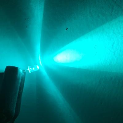 China Lâmpadas de trânsito série 5mm LED Anti-ferrugem Azulado Verde Cor Lente clara Mergulho 500nm fio de ouro Para sinal de passagem de pedestres à venda