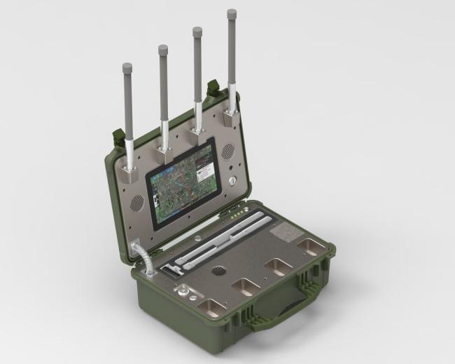 2.4G 5.8g 1.4G 5, 2g 900m Uav Signaling Equipment Uav Defense System Briefcase
