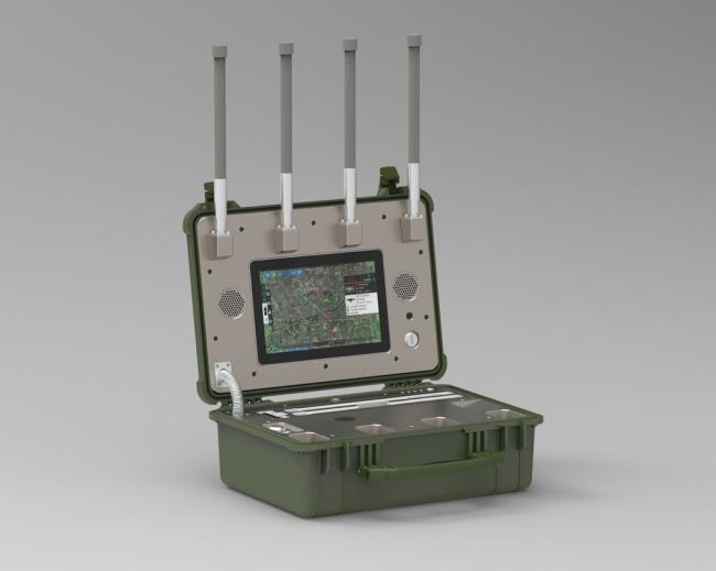 2.4G 5.8g 1.4G 5, 2g 900m Uav Signaling Equipment Uav Defense System Briefcase