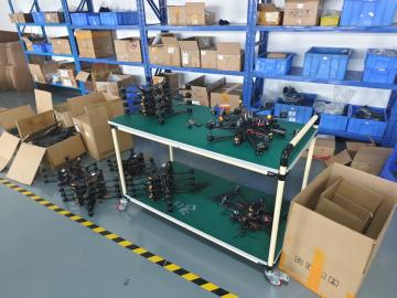 Handheld 2000m Long Range Uav Detector Dji, Autel and Fpv Drones Detection Warning Anti Drone Gun Anti Drone Detector