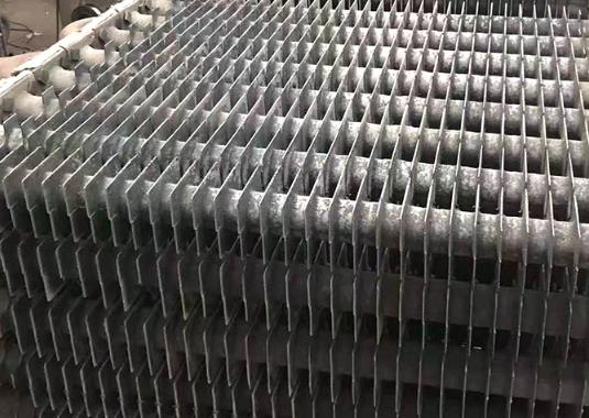 Quality High Temperature Boiler Flue Gas Economizer Tube Material Custom Anti Corrosion Coating for sale
