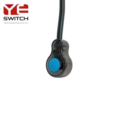 China 4mm IP68 Latching Momentary Switch  Push Button On And Off Switch 50mA for sale
