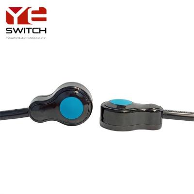 China Wire Terminal Waterproof Button Switch 50mA 12VDC Momentary Contact Switch for sale