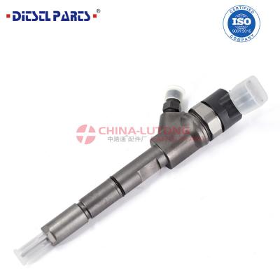China Common Rail Fuel Injector 0 445 110 307  for KOMATSU PC70-8 PC130-8 6271113100 4941109 for sale