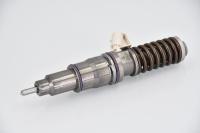 China Fuel Injector 03829087 for Penta D16 Engine High Quality Diesel Injection Part for sale