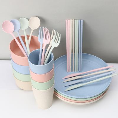 China 28pcs Household Kitchen Flatware Sets ODM Wheat Straw Tableware Set for sale