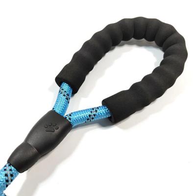 中国 Dia 1/2」パッドを入れられたハンドルが付いている反射小さい中・大型犬の鎖 販売のため