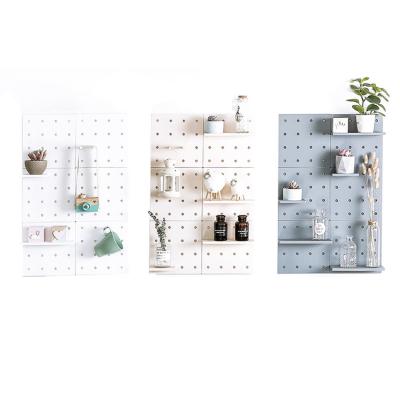 Cina organizzazione di perforazione libera di stoccaggio della famiglia dello scaffale della parete di 22*22*5cm Pegboard in vendita