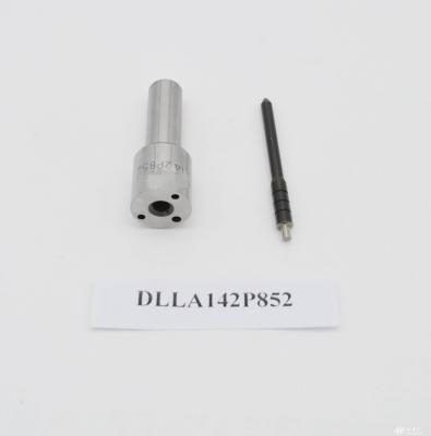 China Denso Injector 095000-1211/1210 common rail fuel nozzle DLLA142P852 for sale