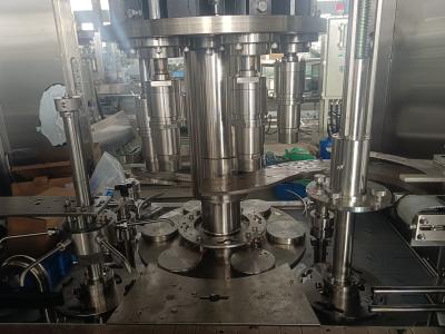 中国 Automatic Vacuum Capping Machine Food Bottle Edible Cooking Oil Filling Capping Machine 販売のため