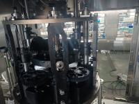 China Cleaning Trigger Head Capping Machine Detergent Drinks for sale