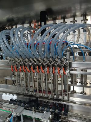 Cina Imbottigliamento dello sciampo ed ugello automatici della tappatrice 10 in vendita
