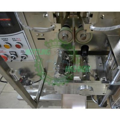 China 3 / Máquina de embalagem de creme de selagem do saquinho do vinagre de vinho do molho do gel do chuveiro do champô de 4 lados à venda